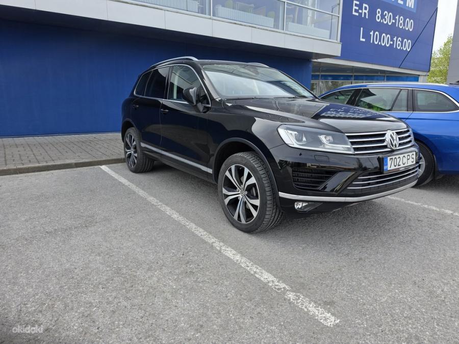 Black Volkswagen Touareg 2015 in Tallinn, with an engine capacity of 3.00 L and mileage of 128 thousand km for 19500 €, photo 19 on AUTOMOTO.COM.LV