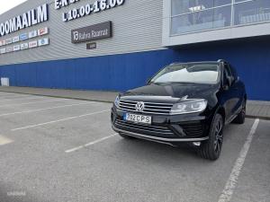Black Volkswagen Touareg 2015 in Tallinn, with an engine capacity of 3.00 L and mileage of 128 thousand km for 19500 €, photo 21 on AUTOMOTO.COM.LV