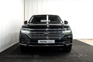 Черный Фольксваген Туарег 2021 в Таллин, объемом двигателя 3.00 л и пробегом 90 тыс. км за 44900 €, фото 4 на AUTOMOTO.COM.LV