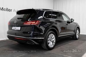 Melns Volkswagen Touareg 2022 Tallina, ar dzinēja tilpumu 3.00 L un nobraukumu 107 tūkst. km par 43900 €, foto 5 vietnē AUTOMOTO.COM.LV