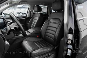 Melns Volkswagen Touareg 2022 Tallina, ar dzinēja tilpumu 3.00 L un nobraukumu 107 tūkst. km par 43900 €, foto 15 vietnē AUTOMOTO.COM.LV