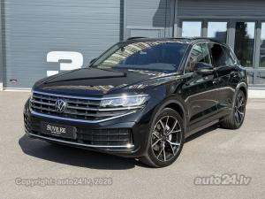 Black Volkswagen Touareg 2024 in Tallinn, with an engine capacity of 3.00 L and mileage of 0 thousand km for 59995 €, photo 3 on AUTOMOTO.COM.LV