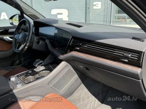 Black Volkswagen Touareg 2024 in Tallinn, with an engine capacity of 3.00 L and mileage of 0 thousand km for 59995 €, photo 16 on AUTOMOTO.COM.LV