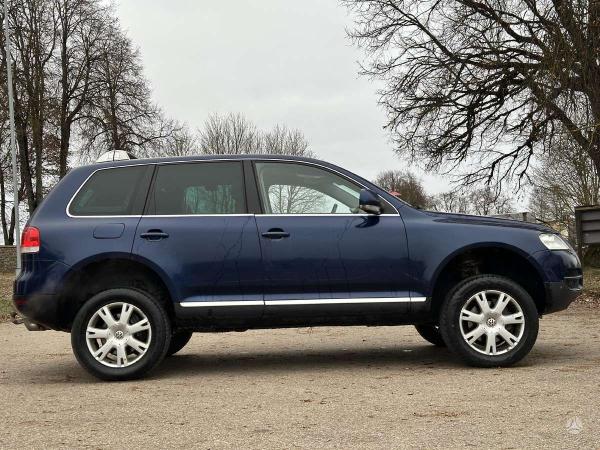 Zils Volkswagen Touareg 2004 Viļņa, ar dzinēja tilpumu 3.19 L un nobraukumu 380 tūkst. km par 1999 €, foto 10 vietnē AUTOMOTO.COM.LV