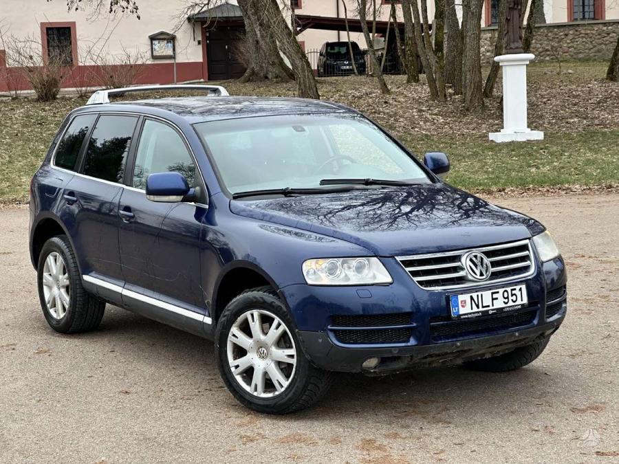 Blue Volkswagen Touareg 2004 in Vilnius, with an engine capacity of 3.19 L and mileage of 380 thousand km for 1999 €, photo 11 on AUTOMOTO.COM.LV