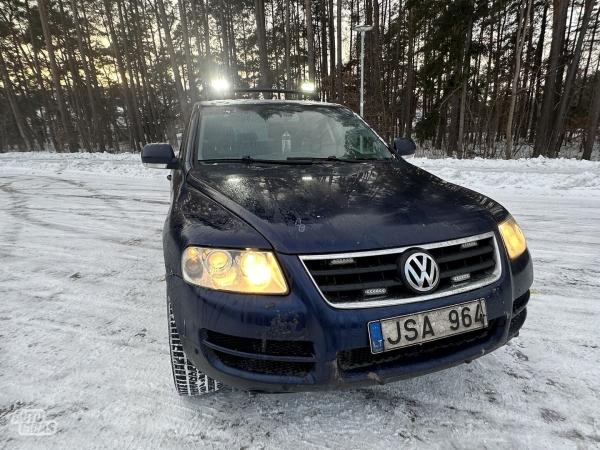 Zils Volkswagen Touareg 2004 Klaipėda, ar dzinēja tilpumu 3.20 L un nobraukumu 370 tūkst. km par 2650 €, foto 10 vietnē AUTOMOTO.COM.LV