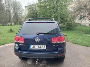 Zils Volkswagen Touareg 2004 Ogre, ar dzinēja tilpumu 3.00 L un nobraukumu 293 tūkst. km par 2300 €, foto 7 vietnē AUTOMOTO.COM.LV