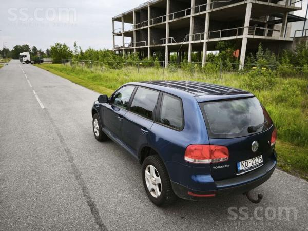 Blue Volkswagen Touareg 2005 in Jelgava, with an engine capacity of 2.50 L and mileage of 300 thousand km for 2900 €, photo 2 on AUTOMOTO.COM.LV