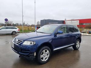 Zils Volkswagen Touareg 2005 Tauragė, ar dzinēja tilpumu 2.46 L un nobraukumu 260 tūkst. km par 2450 €, foto 2 vietnē AUTOMOTO.COM.LV