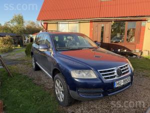 Zils Volkswagen Touareg 2005 Aizkraukle, ar dzinēja tilpumu 2.50 L un nobraukumu 350 tūkst. km par 2400 €, foto 5 vietnē AUTOMOTO.COM.LV