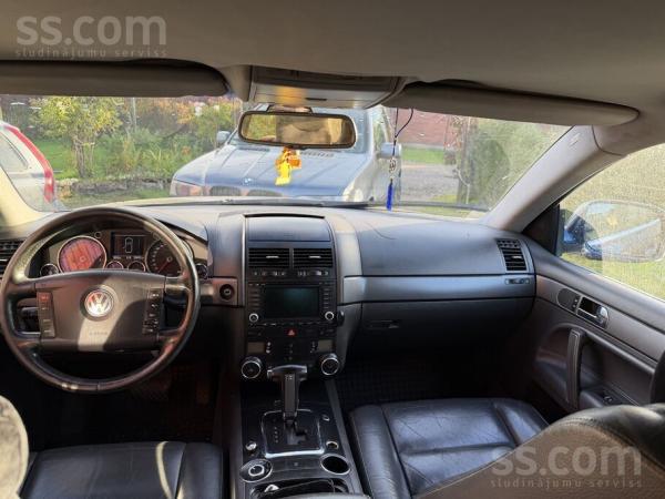 Volkswagen Touareg 2005 Aizkraukle vietnÄ Zils Volkswagen Touareg 2005 Aizkraukle, ar dzinÄja tilpumu 2.50 L un nobraukumu 350 tÅ«kst. km par 2400 ā¬, foto 8 vietnÄ AUTOMOTO.COM.LV