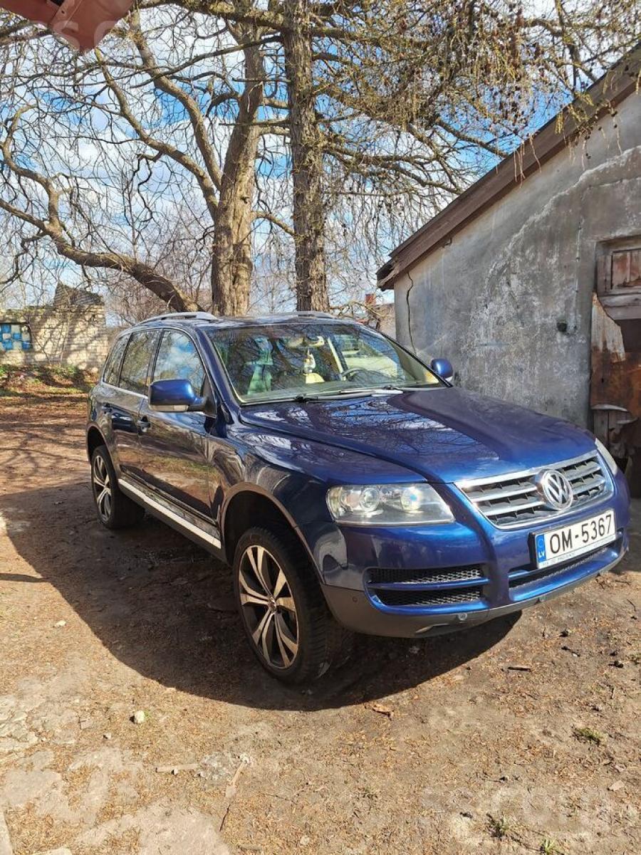 Blue Volkswagen Touareg 2006 in Riga, with an engine capacity of 3.00 L and mileage of 347 thousand km for 3500 €, photo 1 on AUTOMOTO.COM.LV