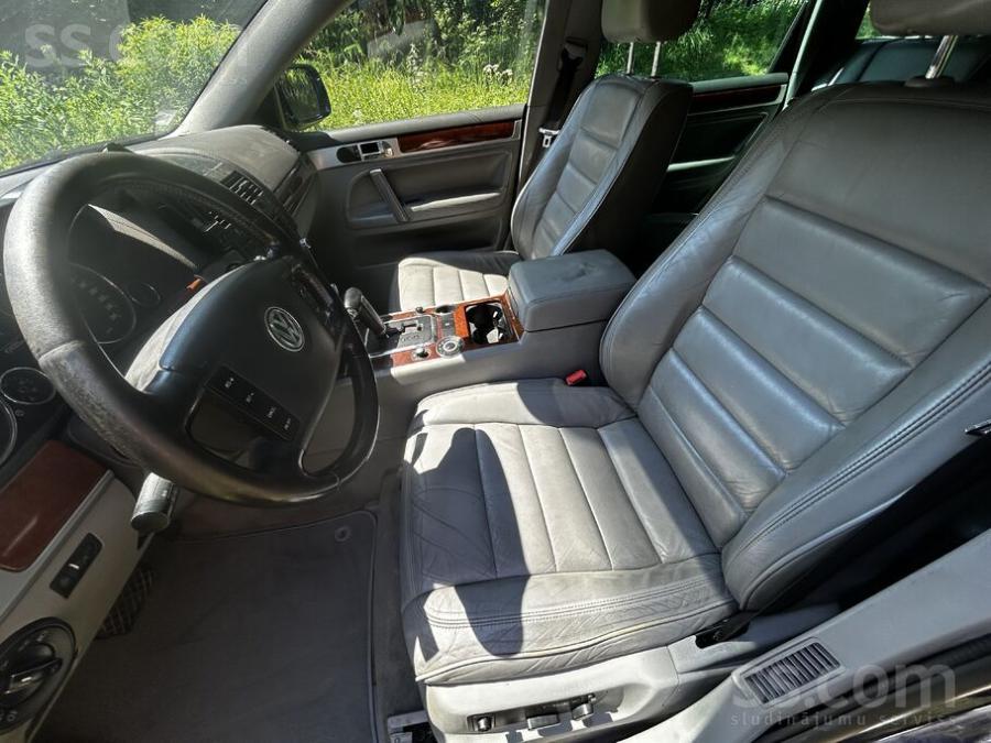 Zils Volkswagen Touareg 2006 Rīga, ar dzinēja tilpumu 3.00 L un nobraukumu 0 tūkst. km par 1750 €, foto 11 vietnē AUTOMOTO.COM.LV
