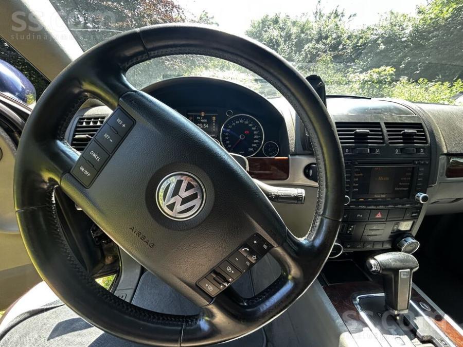 Zils Volkswagen Touareg 2006 Rīga, ar dzinēja tilpumu 3.00 L un nobraukumu 0 tūkst. km par 1750 €, foto 12 vietnē AUTOMOTO.COM.LV