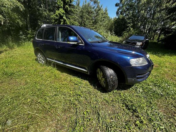 Blue Volkswagen Touareg 2006 in Vilnius, with an engine capacity of 2.97 L and mileage of 432 thousand km for 2000 €, photo 3 on AUTOMOTO.COM.LV
