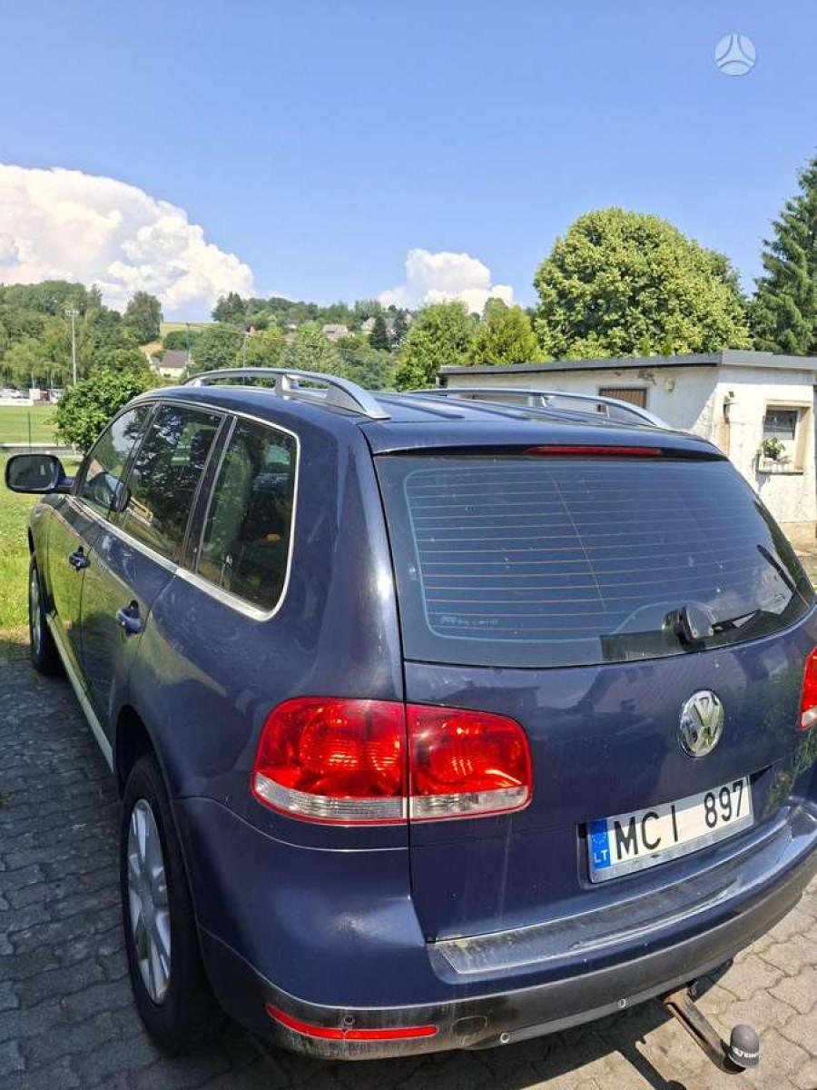 Zils Volkswagen Touareg 2006 Mažeikiai, ar dzinēja tilpumu 2.97 L un nobraukumu 450 tūkst. km par 2800 €, foto 12 vietnē AUTOMOTO.COM.LV