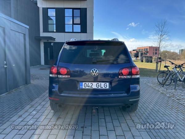 Blue Volkswagen Touareg 2007 in Tartu, with an engine capacity of 3.00 L and mileage of 260 thousand km for 5999 €, photo 8 on AUTOMOTO.COM.LV