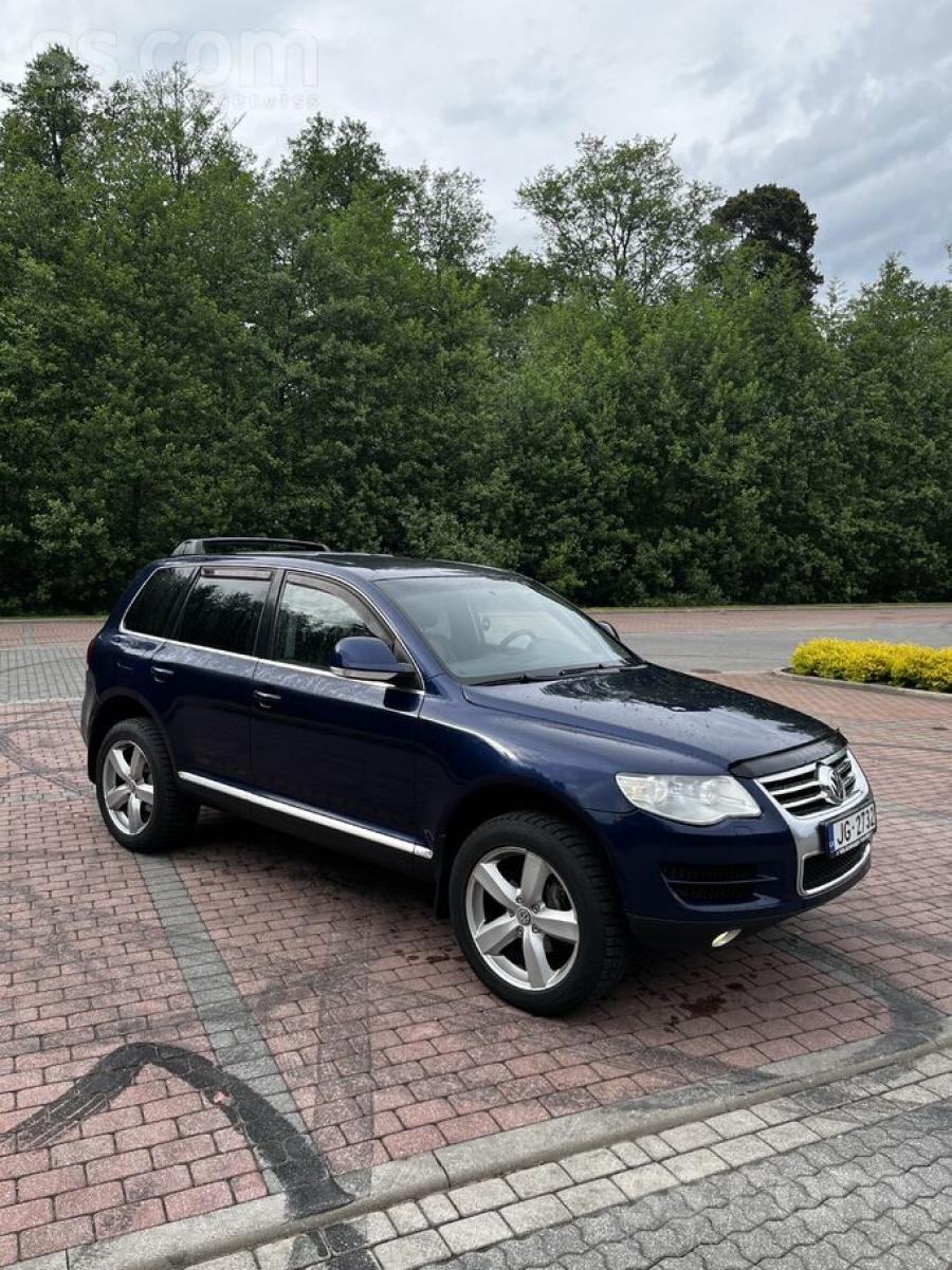 Zils Volkswagen Touareg 2007 Ventspils, ar dzinēja tilpumu 3.00 L un nobraukumu 271 tūkst. km par 4650 €, foto 1 vietnē AUTOMOTO.COM.LV