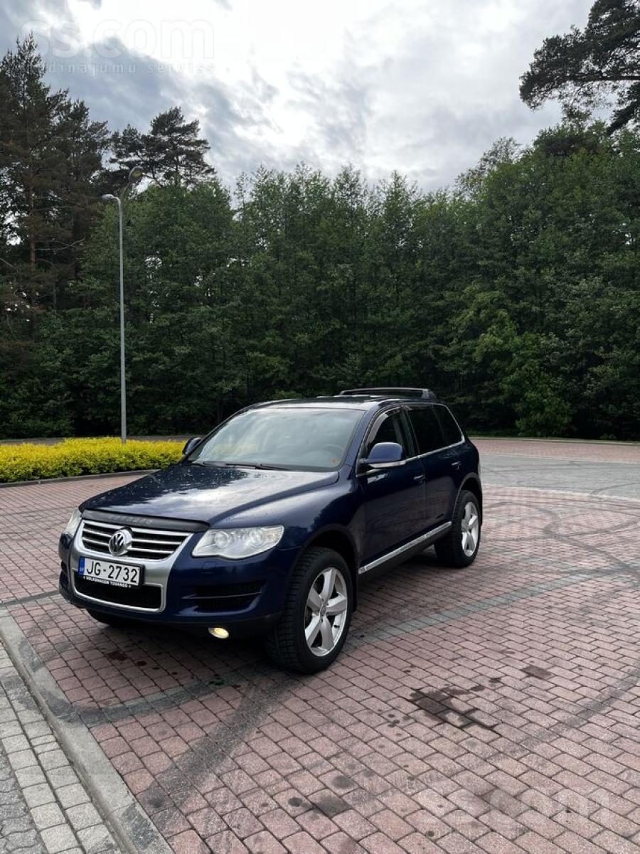 Zils Volkswagen Touareg 2007 Ventspils, ar dzinēja tilpumu 3.00 L un nobraukumu 271 tūkst. km par 4650 €, foto 3 vietnē AUTOMOTO.COM.LV