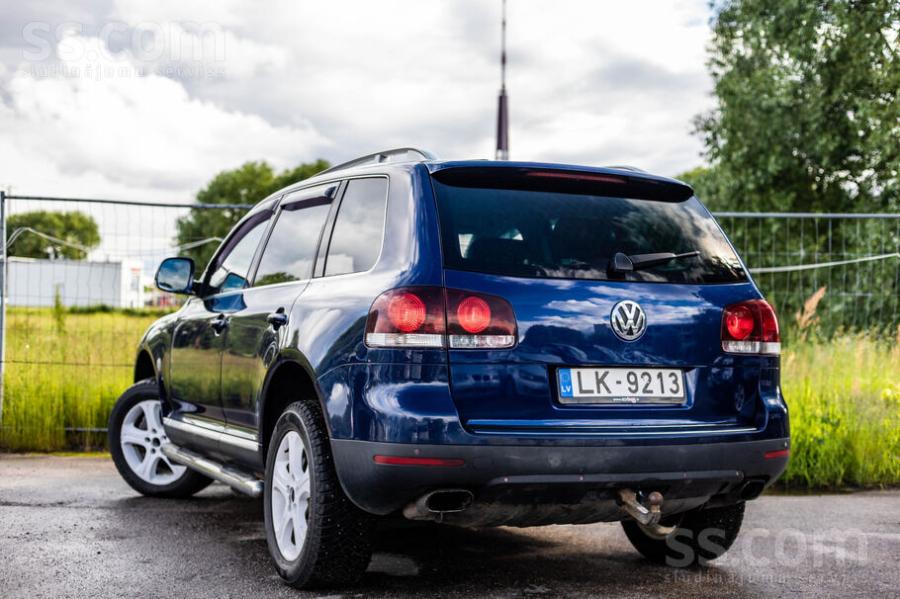Zils Volkswagen Touareg 2007 Rīga, ar dzinēja tilpumu 3.00 L un nobraukumu 347 tūkst. km par 5990 €, foto 7 vietnē AUTOMOTO.COM.LV