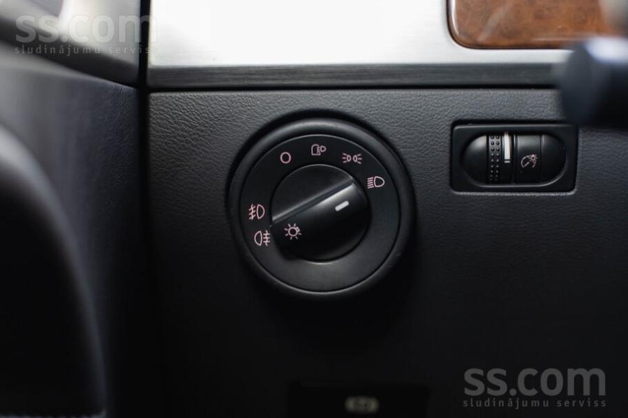 Zils Volkswagen Touareg 2007 Rīga, ar dzinēja tilpumu 3.00 L un nobraukumu 347 tūkst. km par 5990 €, foto 16 vietnē AUTOMOTO.COM.LV
