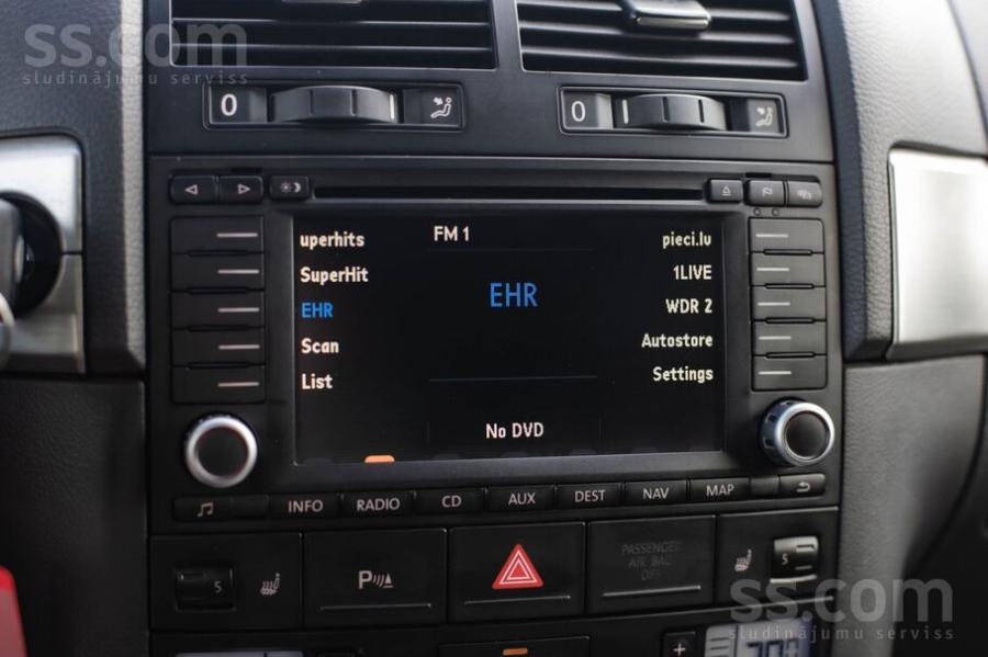 Zils Volkswagen Touareg 2007 Rīga, ar dzinēja tilpumu 3.00 L un nobraukumu 347 tūkst. km par 5990 €, foto 21 vietnē AUTOMOTO.COM.LV