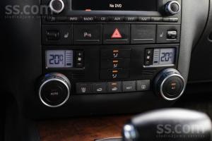 Zils Volkswagen Touareg 2007 Rīga, ar dzinēja tilpumu 3.00 L un nobraukumu 347 tūkst. km par 5990 €, foto 22 vietnē AUTOMOTO.COM.LV