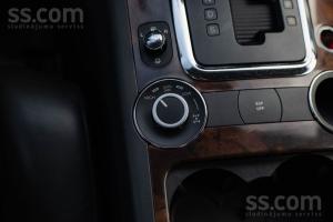 Zils Volkswagen Touareg 2007 Rīga, ar dzinēja tilpumu 3.00 L un nobraukumu 347 tūkst. km par 5990 €, foto 24 vietnē AUTOMOTO.COM.LV