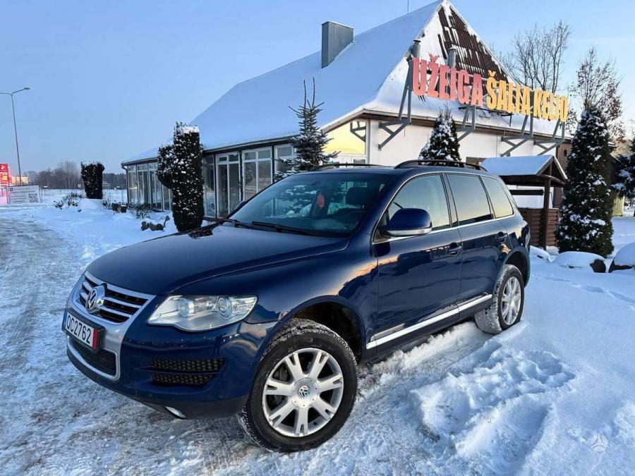 Zils Volkswagen Touareg 2008 Kauņa, ar dzinēja tilpumu 2.97 L un nobraukumu 280 tūkst. km par 5400 €, foto 1 vietnē AUTOMOTO.COM.LV