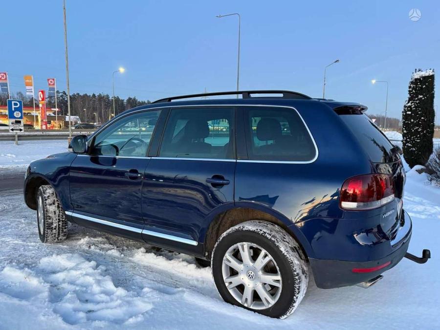 Zils Volkswagen Touareg 2008 Kauņa, ar dzinēja tilpumu 2.97 L un nobraukumu 280 tūkst. km par 5400 €, foto 4 vietnē AUTOMOTO.COM.LV