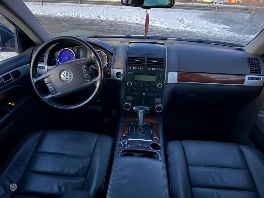 Zils Volkswagen Touareg 2008 Kauņa, ar dzinēja tilpumu 2.97 L un nobraukumu 280 tūkst. km par 5400 €, foto 16 vietnē AUTOMOTO.COM.LV