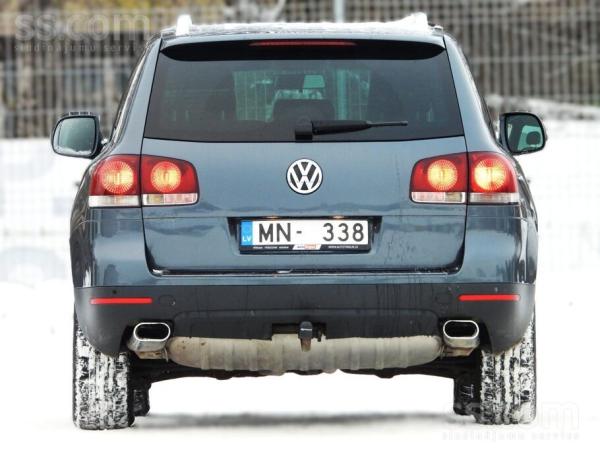 Blue Volkswagen Touareg 2008 in Riga, with an engine capacity of 3.00 L and mileage of 384 thousand km for 5900 €, photo 6 on AUTOMOTO.COM.LV