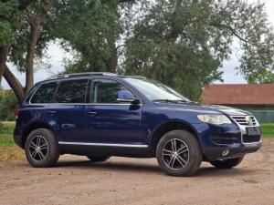 Blue Volkswagen Touareg 2008 in Grobiņa, with an engine capacity of 3.00 L and mileage of 436 thousand km for 4750 €, photo 7 on AUTOMOTO.COM.LV