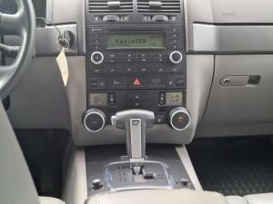 Blue Volkswagen Touareg 2008 in Grobiņa, with an engine capacity of 3.00 L and mileage of 436 thousand km for 4750 €, photo 15 on AUTOMOTO.COM.LV