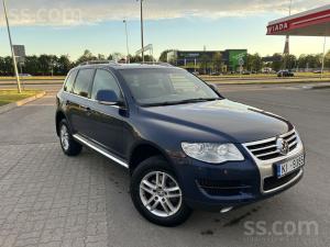 Zils Volkswagen Touareg 2009 Rīga, ar dzinēja tilpumu 3.00 L un nobraukumu 365 tūkst. km par 3900 €, foto 4 vietnē AUTOMOTO.COM.LV
