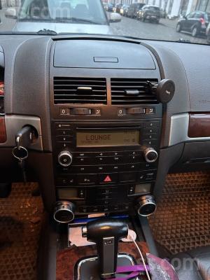 Zils Volkswagen Touareg 2009 Rīga, ar dzinēja tilpumu 3.00 L un nobraukumu 365 tūkst. km par 3900 €, foto 7 vietnē AUTOMOTO.COM.LV
