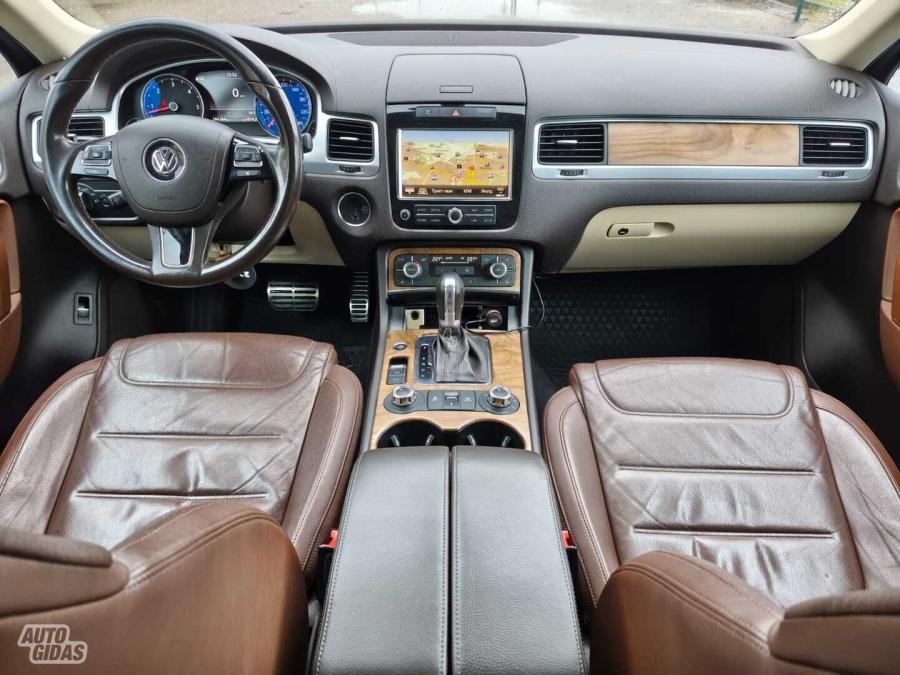 Zils Volkswagen Touareg 2011 Šauļi, ar dzinēja tilpumu 4.20 L un nobraukumu 280 tūkst. km par 7100 €, foto 10 vietnē AUTOMOTO.COM.LV