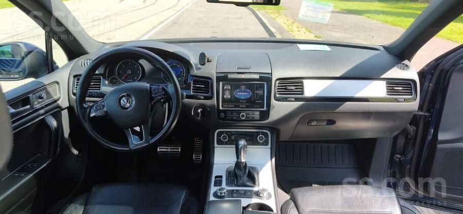 Zils Volkswagen Touareg 2011 Rīga, ar dzinēja tilpumu 3.00 L un nobraukumu 259 tūkst. km par 10500 €, foto 12 vietnē AUTOMOTO.COM.LV