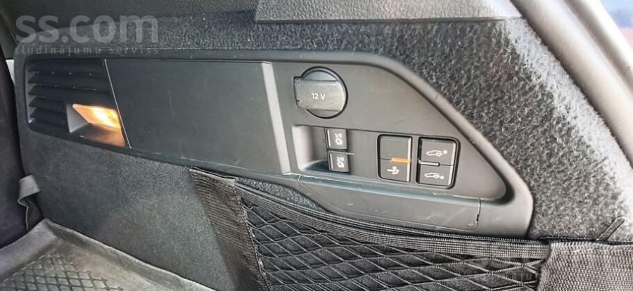Zils Volkswagen Touareg 2011 Rīga, ar dzinēja tilpumu 3.00 L un nobraukumu 259 tūkst. km par 10500 €, foto 15 vietnē AUTOMOTO.COM.LV