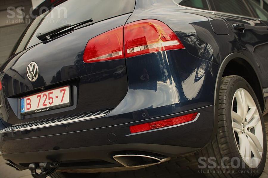 Zils Volkswagen Touareg 2011 Rīga, ar dzinēja tilpumu 3.00 L un nobraukumu 0 tūkst. km par 9390 €, foto 13 vietnē AUTOMOTO.COM.LV