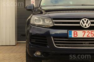Zils Volkswagen Touareg 2011 Rīga, ar dzinēja tilpumu 3.00 L un nobraukumu 0 tūkst. km par 9390 €, foto 14 vietnē AUTOMOTO.COM.LV