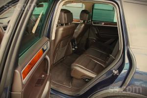 Zils Volkswagen Touareg 2011 Rīga, ar dzinēja tilpumu 3.00 L un nobraukumu 0 tūkst. km par 9390 €, foto 20 vietnē AUTOMOTO.COM.LV