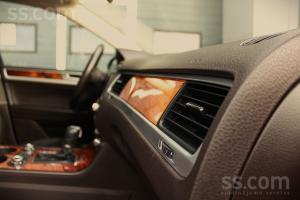 Zils Volkswagen Touareg 2011 Rīga, ar dzinēja tilpumu 3.00 L un nobraukumu 0 tūkst. km par 9390 €, foto 26 vietnē AUTOMOTO.COM.LV