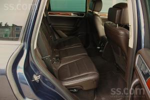 Zils Volkswagen Touareg 2011 Rīga, ar dzinēja tilpumu 3.00 L un nobraukumu 0 tūkst. km par 9390 €, foto 30 vietnē AUTOMOTO.COM.LV