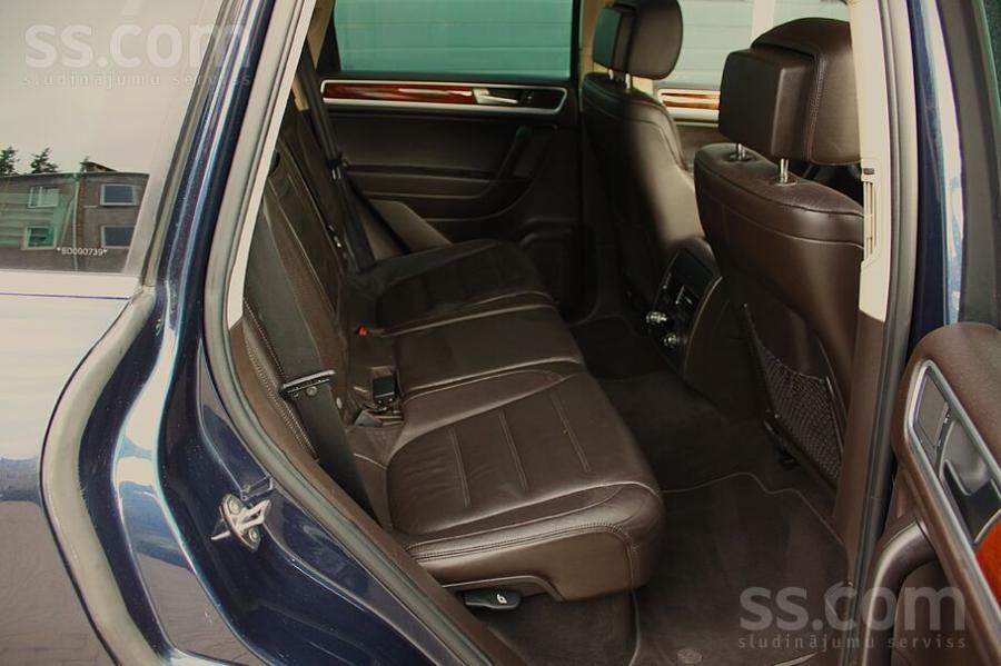 Zils Volkswagen Touareg 2011 Rīga, ar dzinēja tilpumu 3.00 L un nobraukumu 0 tūkst. km par 9390 €, foto 30 vietnē AUTOMOTO.COM.LV