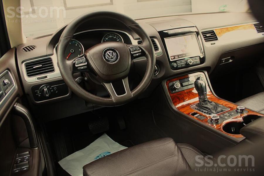 Zils Volkswagen Touareg 2011 Rīga, ar dzinēja tilpumu 3.00 L un nobraukumu 0 tūkst. km par 9390 €, foto 33 vietnē AUTOMOTO.COM.LV