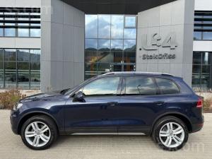 Zils Volkswagen Touareg 2011 Rīga, ar dzinēja tilpumu 3.00 L un nobraukumu 299 tūkst. km par 10999 €, foto 6 vietnē AUTOMOTO.COM.LV