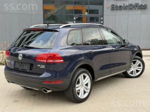 Zils Volkswagen Touareg 2011 Rīga, ar dzinēja tilpumu 3.00 L un nobraukumu 299 tūkst. km par 10999 €, foto 13 vietnē AUTOMOTO.COM.LV