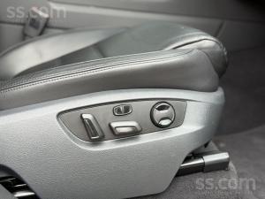 Zils Volkswagen Touareg 2011 Rīga, ar dzinēja tilpumu 3.00 L un nobraukumu 299 tūkst. km par 10999 €, foto 23 vietnē AUTOMOTO.COM.LV
