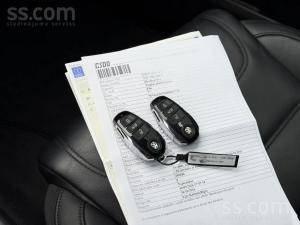 Zils Volkswagen Touareg 2011 Rīga, ar dzinēja tilpumu 3.00 L un nobraukumu 299 tūkst. km par 10999 €, foto 32 vietnē AUTOMOTO.COM.LV